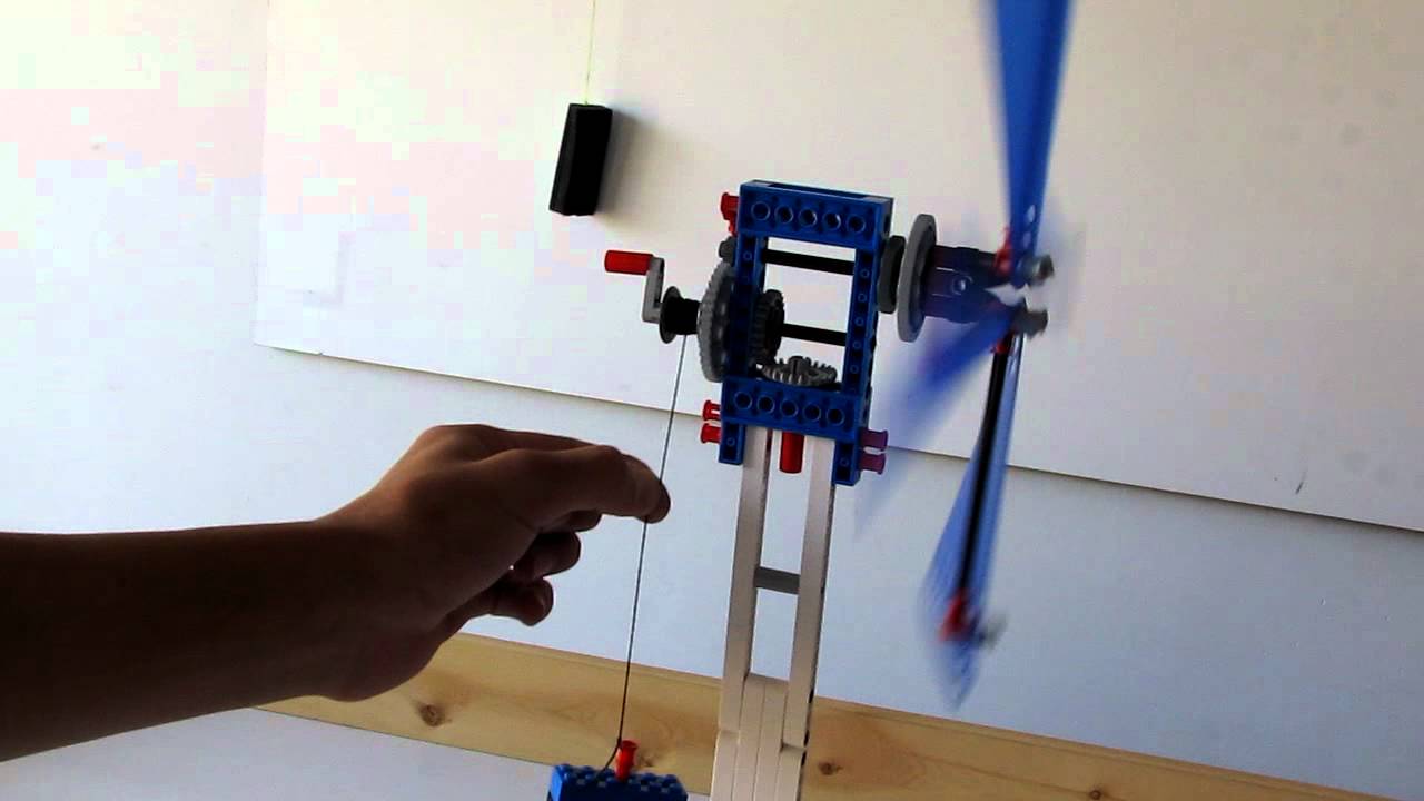 Simple Lego Wind Machine - YouTube