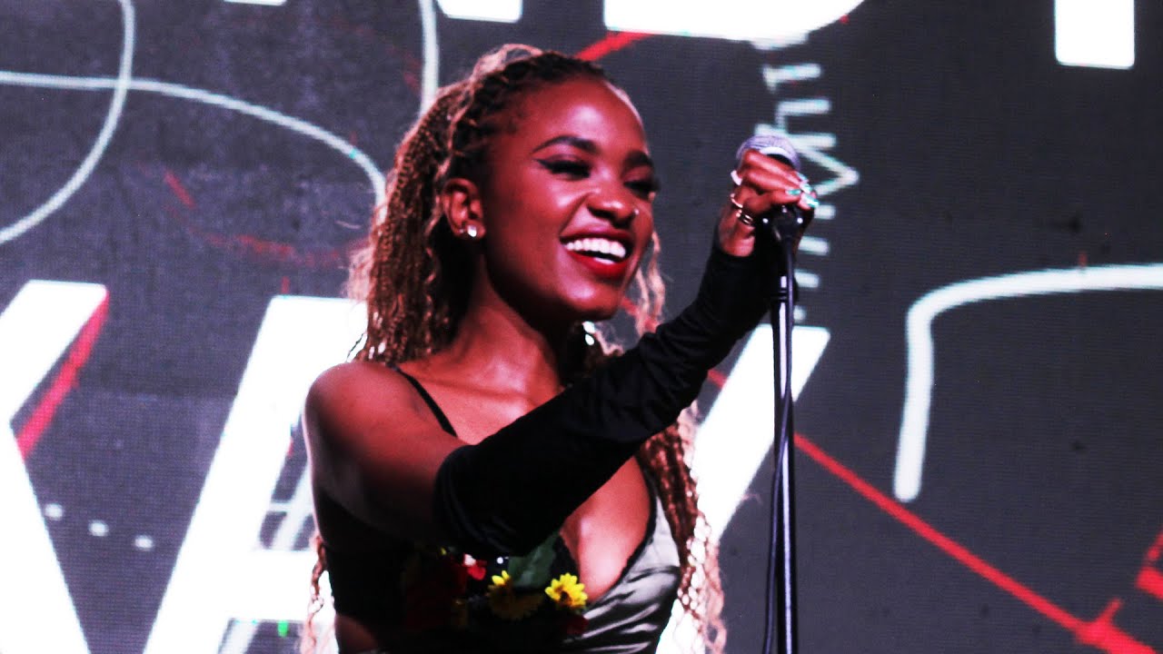 Wendy Kay's Ful Performance at The Alchemist - YouTube