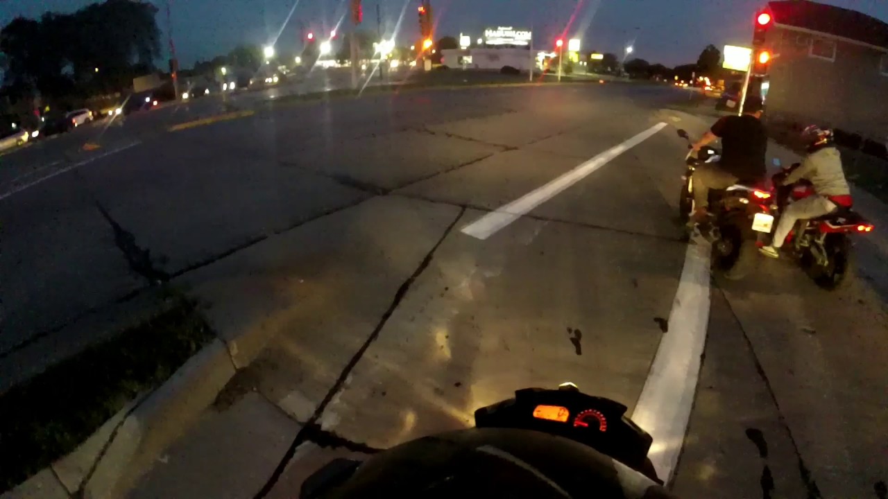 Guy loops his dirt bike - YouTube