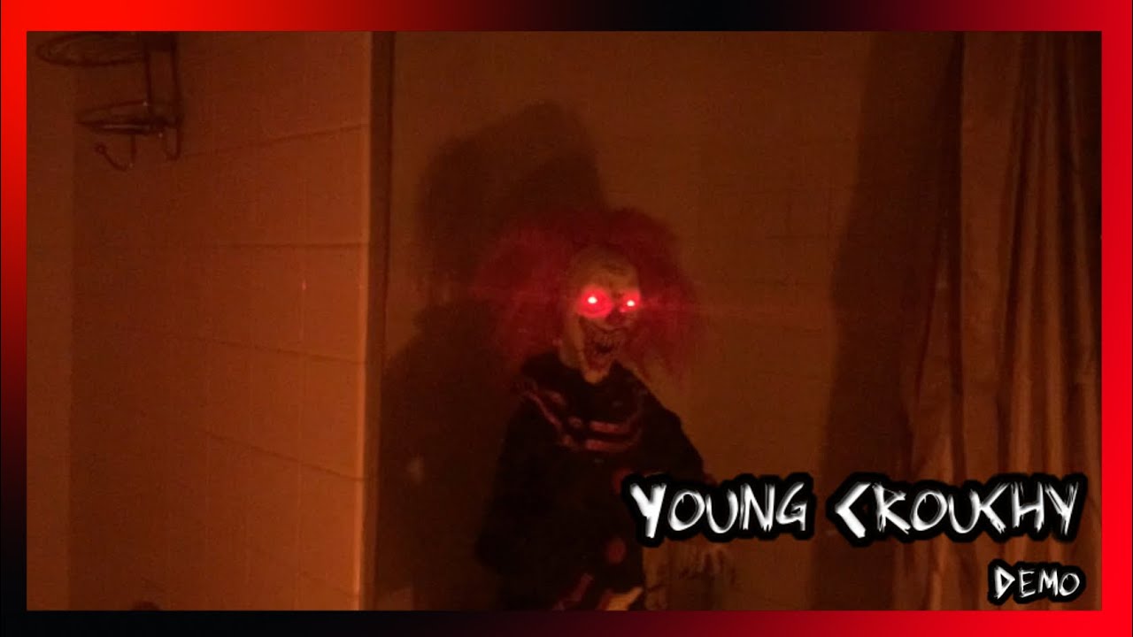 Spirit Halloween 2022 Young Crouchy DEMO - YouTube
