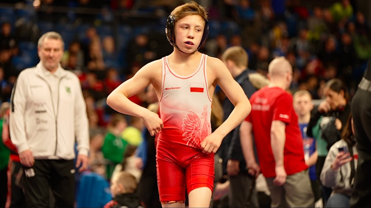 U15 Colton Schultz (USA) vs Leo Säynäjoki (FIN) 48kg. Greco-roman boys ...