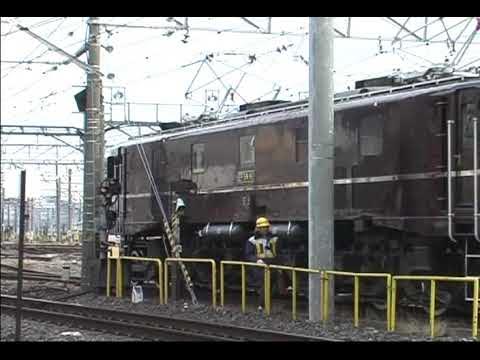 EF58 61 品川〜尾久 単回 - YouTube