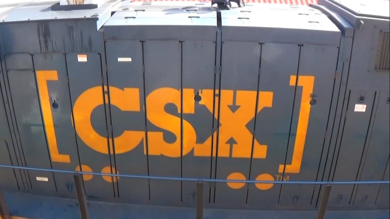 Union Pacific 8912 y CSX 3164 con un Carrusel en Salamanca!!! - YouTube