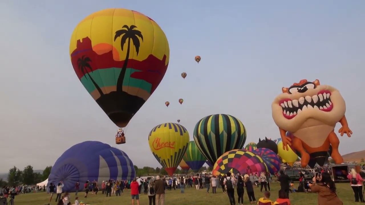Reno hot air balloons rancho san rafael park 09092022 vids - YouTube