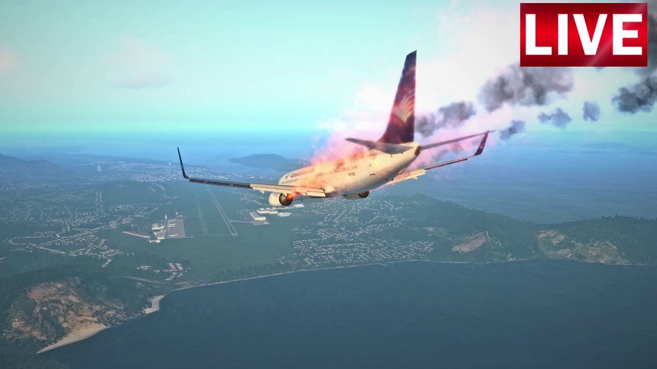 Garuda Indonesia 737-800 Engine Fire Crashes at Penang Airport - YouTube