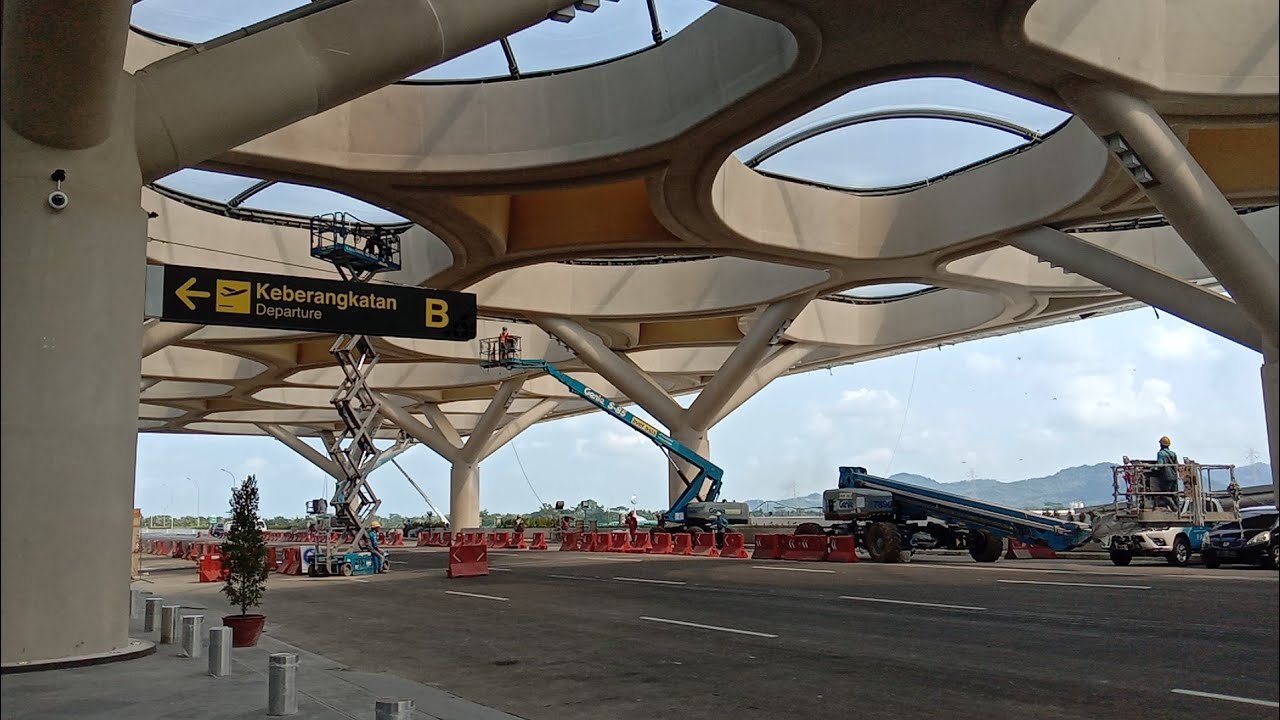 atap bandara yia tercanggih di indonesia? - YouTube