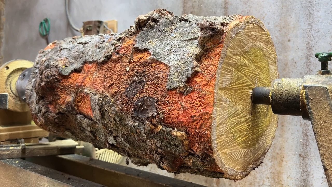 Amazing Woodturning Crazy - Unbelievable A Vase Beautiful On Wood Lathe ...