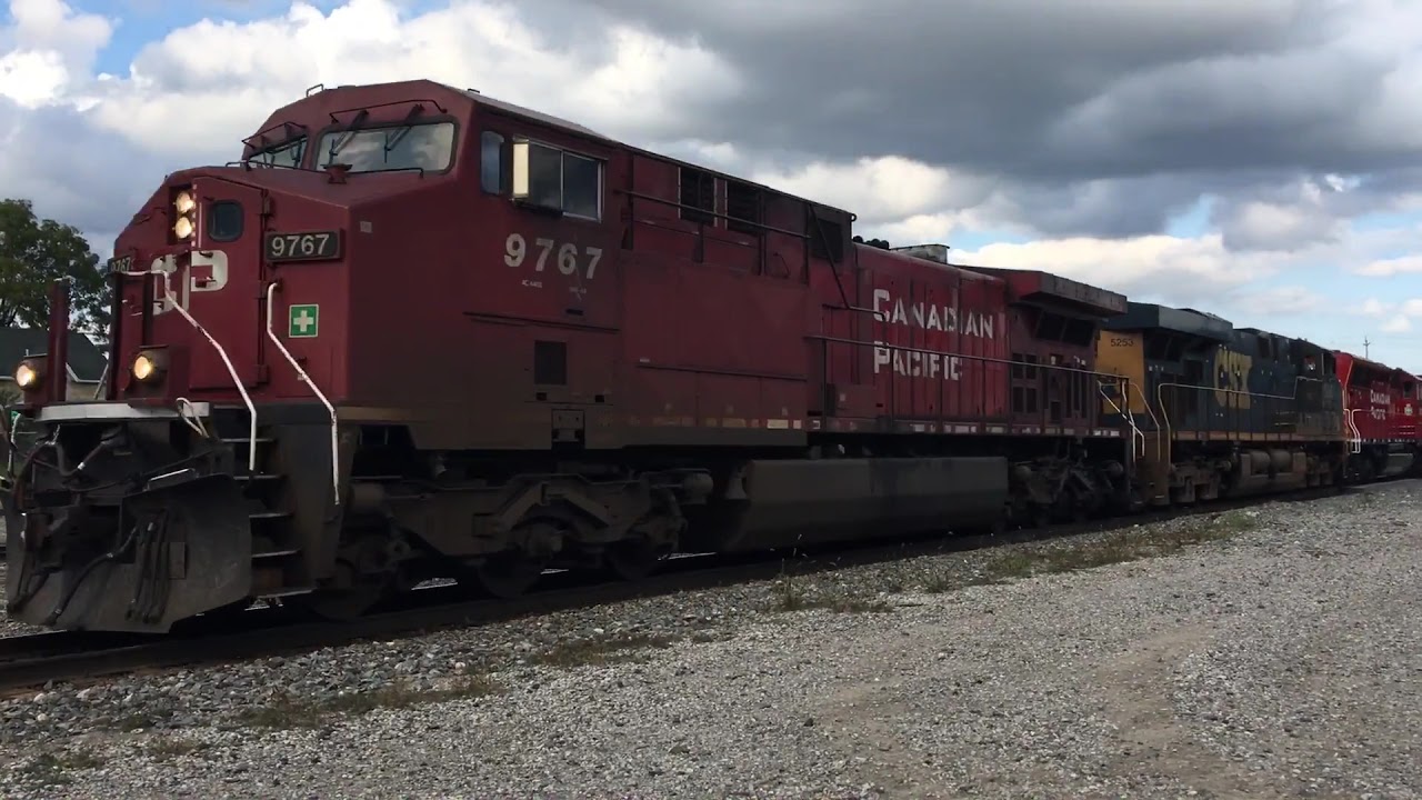 [HD] CPR 147 - CPR 9767 West at Galt (13 September 2017) - YouTube