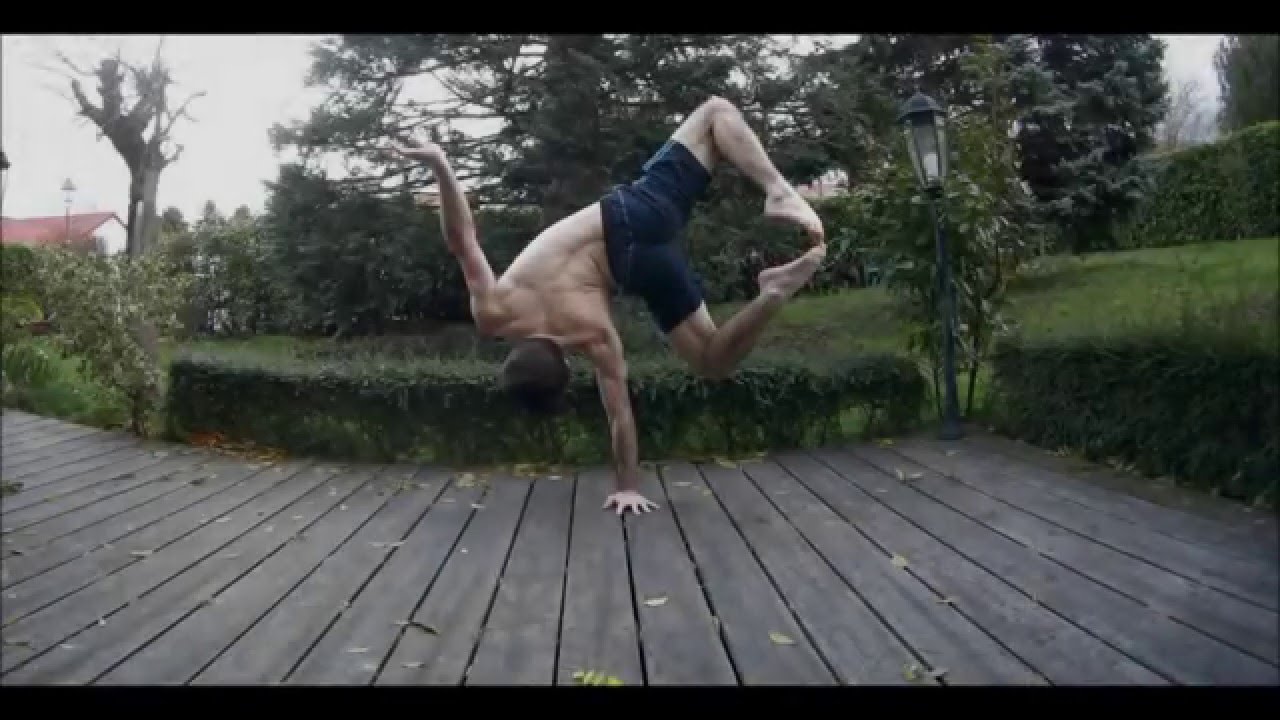 Hand Balancing progress - YouTube