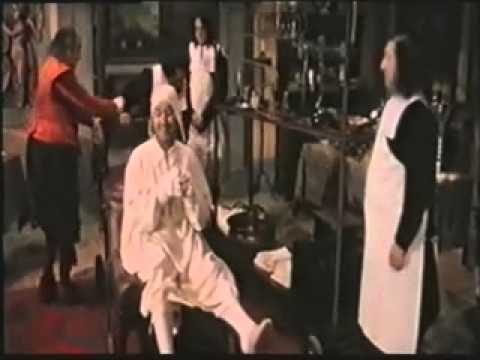Film Il malato immaginario - Alberto Sordi Laura Antonelli . 1979