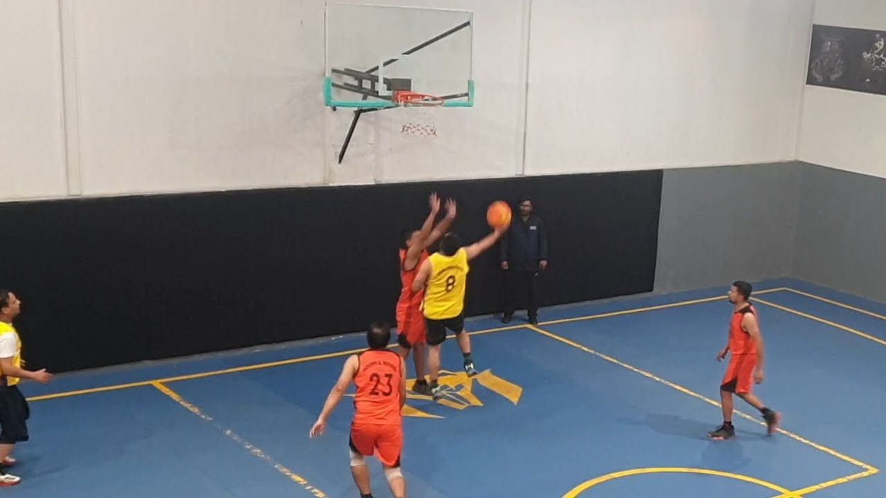 Hoops and Moves Vs. Mamba Sports Center | Group Stage | Over - 35 Men's ...
