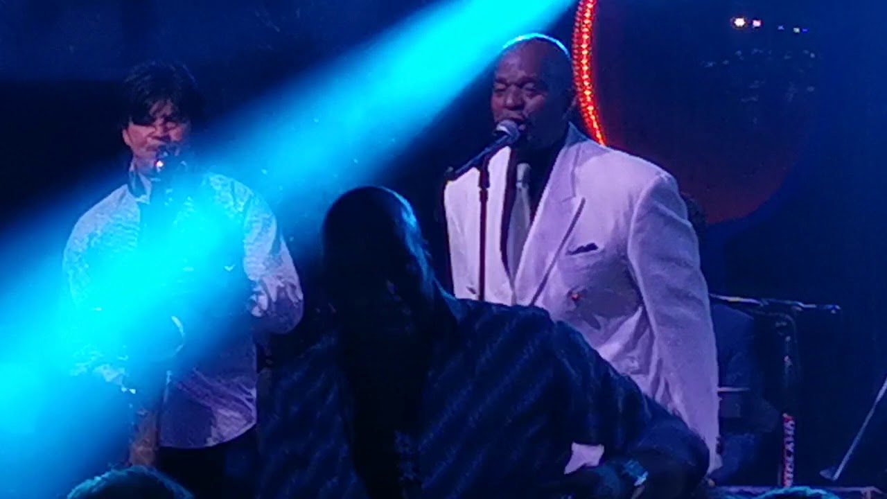 Buster Groove, play that funky music - YouTube