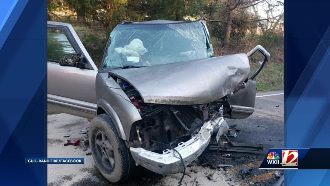 Two injured in head-on crash in Trinity, crews said - YouTube