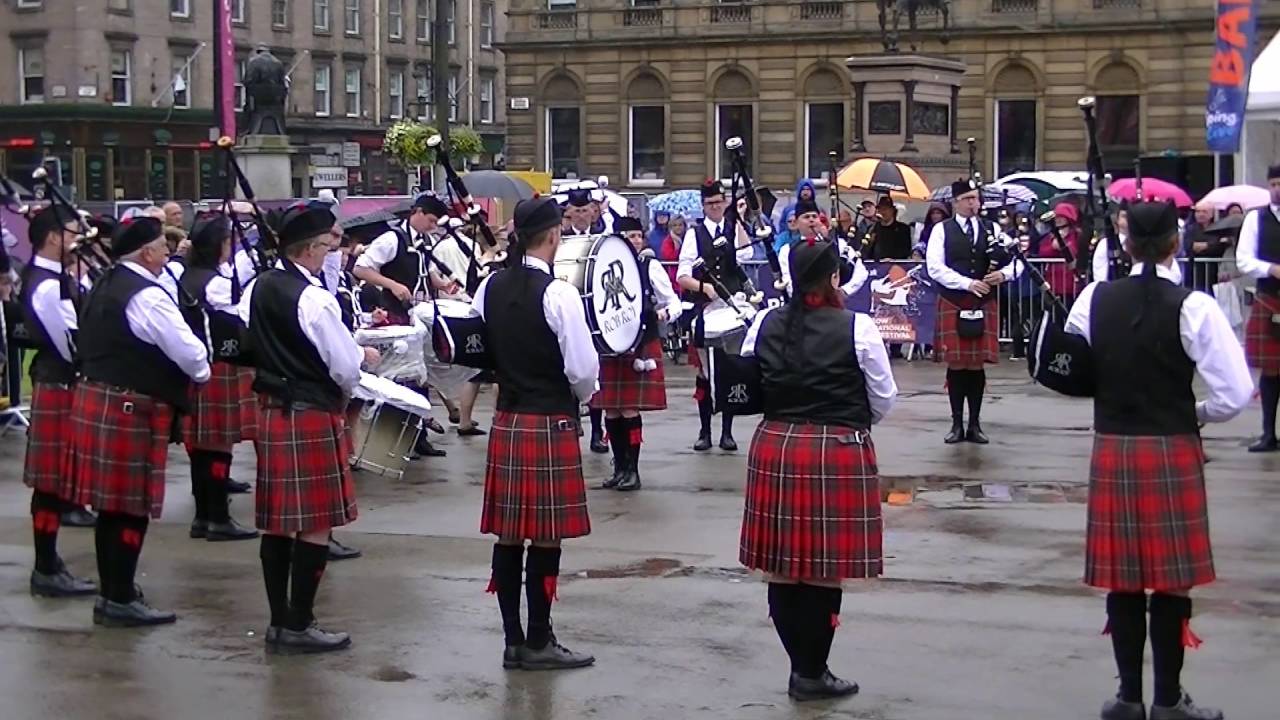 ROB ROY PIPE BAND & DANCERS 2016 - YouTube