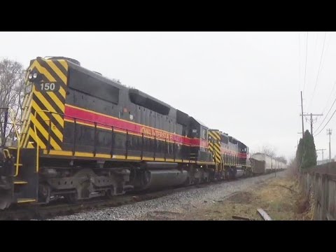 IAIS 514 East w/ Two SD38-2's, Moline, IL, 3/1/17 - YouTube