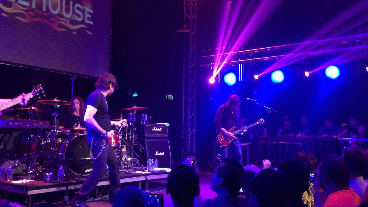 Firehouse - I Live My Life For You (Singapore 'Full Circle' Tour 2014 ...