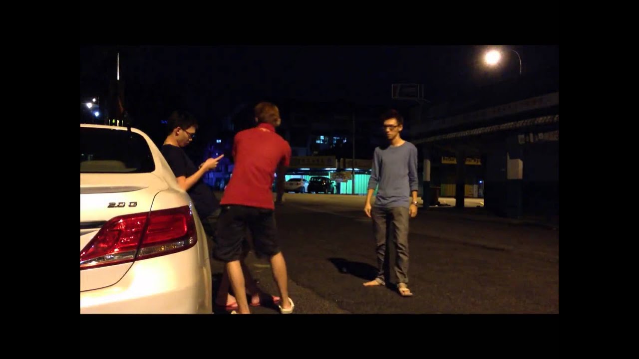 harlem shake halfway & police arrived with siren - YouTube