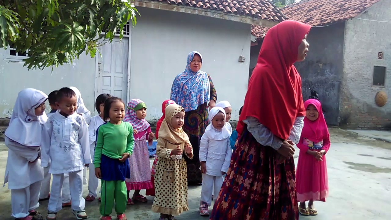 belajar sambil bermain paud kasih ibu karangmulya - YouTube
