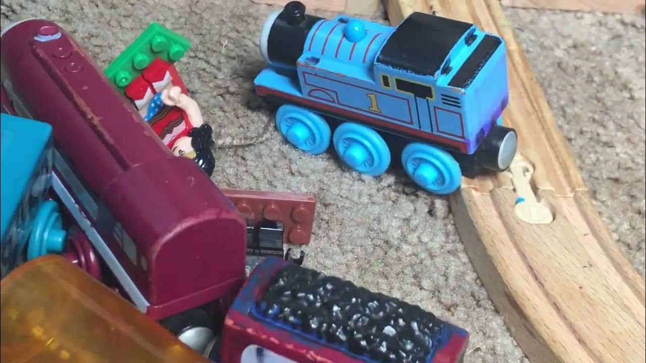 Helping hiro | Thomas and friends wooden railway remake - YouTube