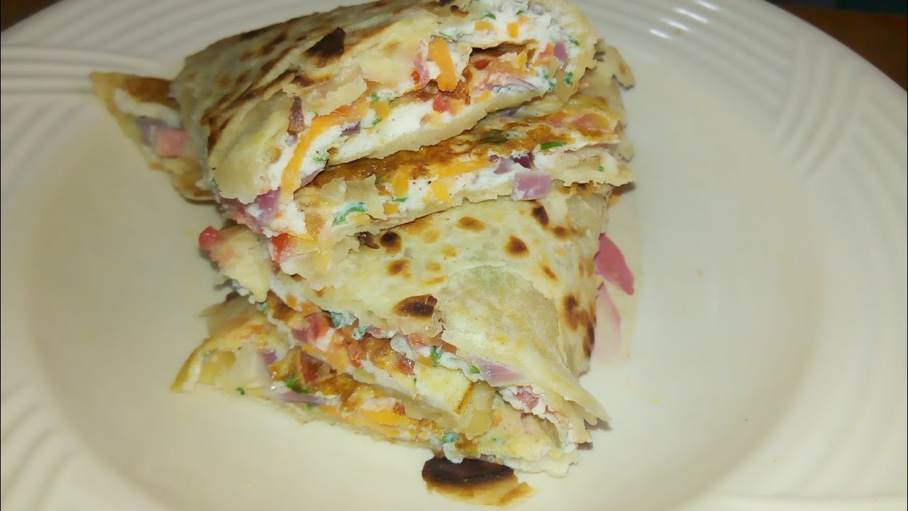how to cook Egg chapati/Rolex/ easy egg chapati recipe/breakfast ideas ...