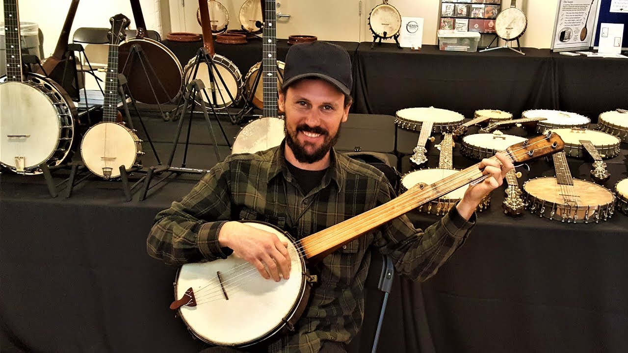 Clifton Hicks Plays "Old Blue" on 1860s Fretless Minstrel Banjo ...