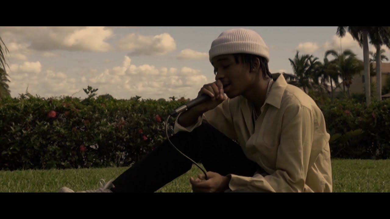 Streetcar - Daniel Caesar (cover) - YouTube