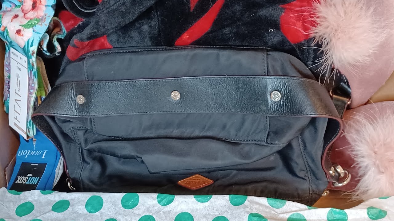 FUN BOX UNBOXING! Chanel!? Mz Wallace!? Did Phoenix redeem itself? # ...