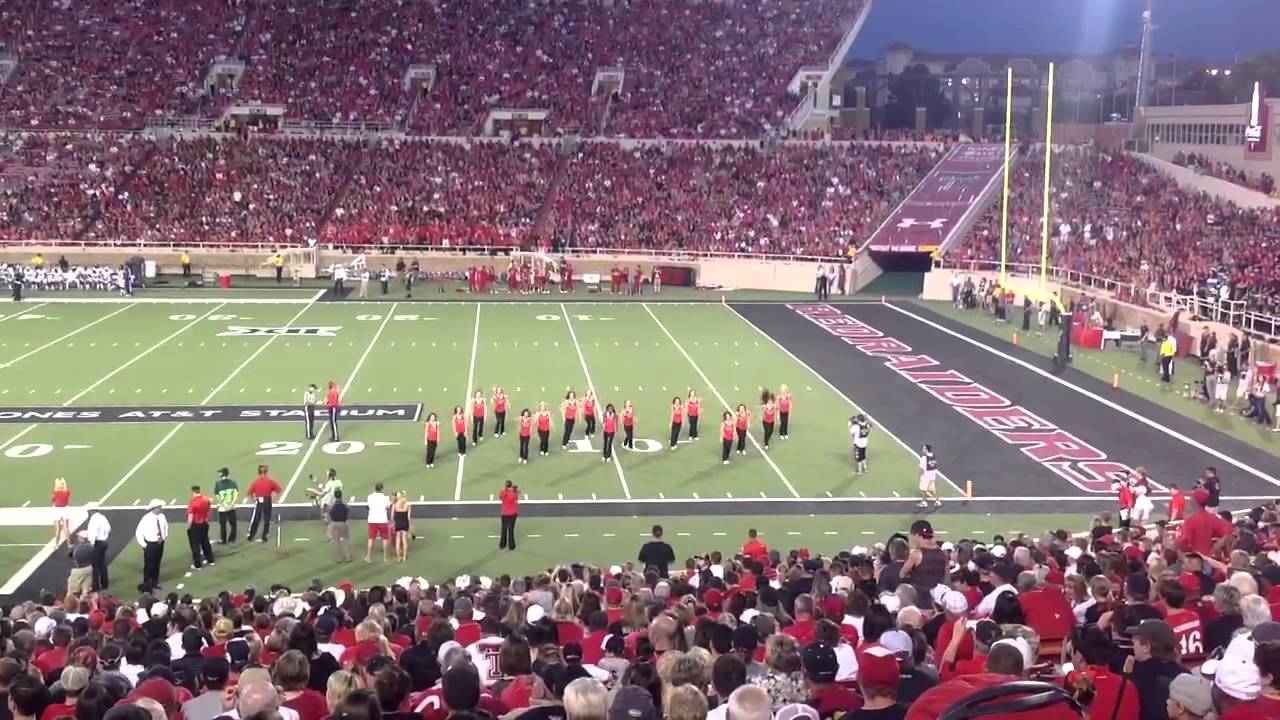 Texas Tech Pom Squad Performance 8/30 - YouTube