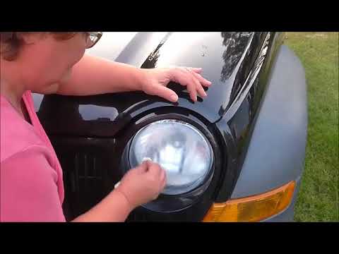 Headlight Restoration Using Toothpaste - YouTube