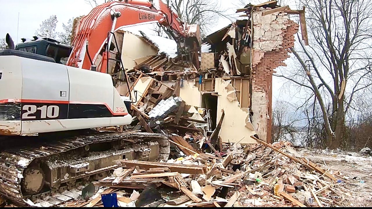 Abandoned House Demolition || New Hydraulic Thumb on LINK BELT 210 Part ...
