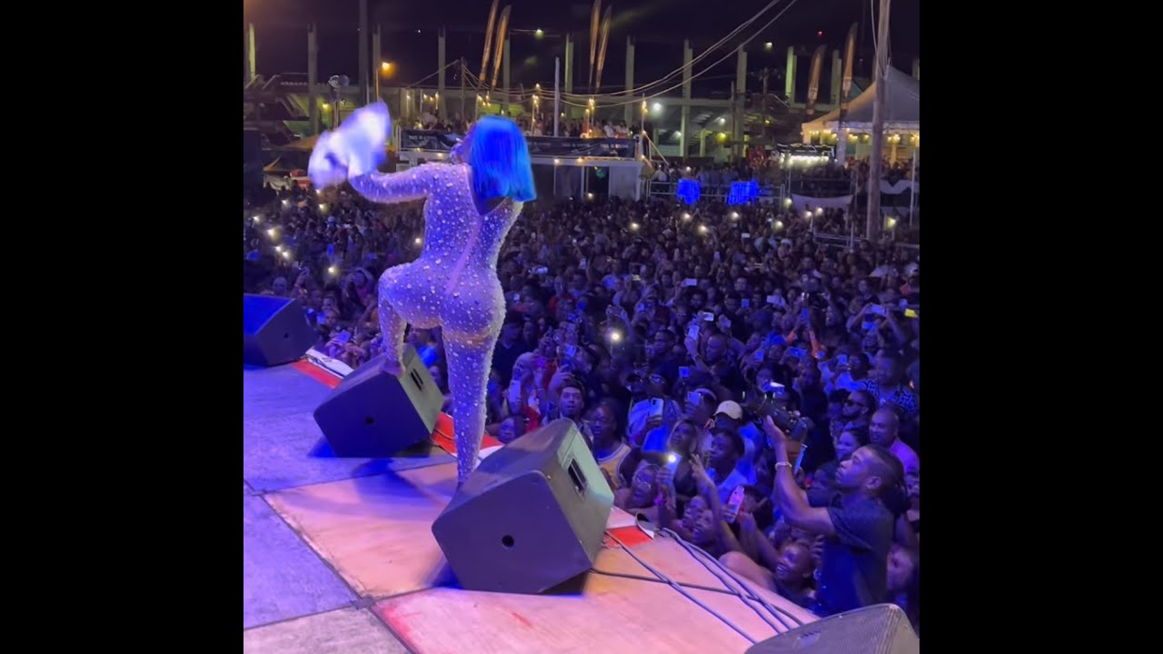 SPICE BREAKS A MAN BONES ON STAGE | FULL LIVE PERFORMANCE IN GUYANA ...