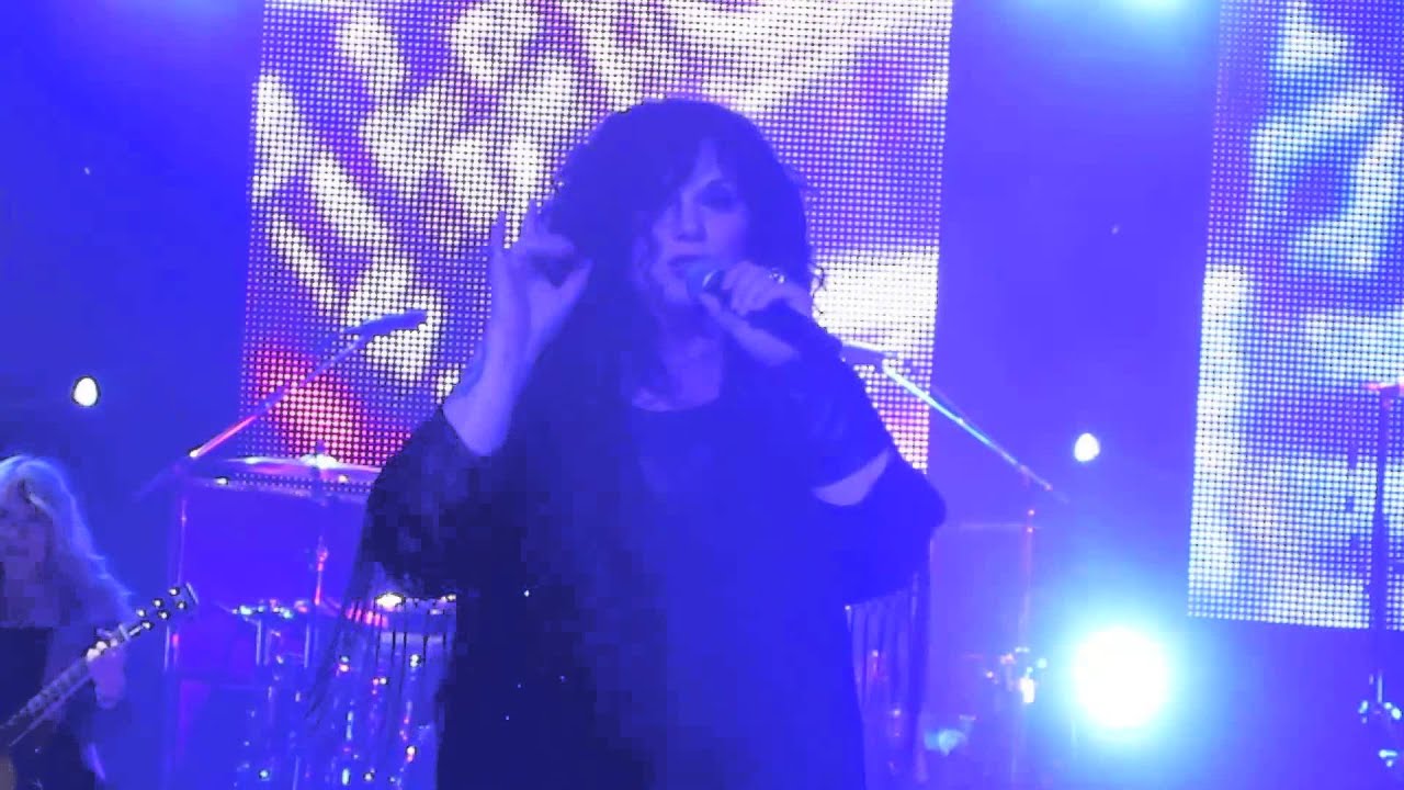 Heart - Stairway To Heaven (Led Zeppelin Cover) Live in The Woodlands ...