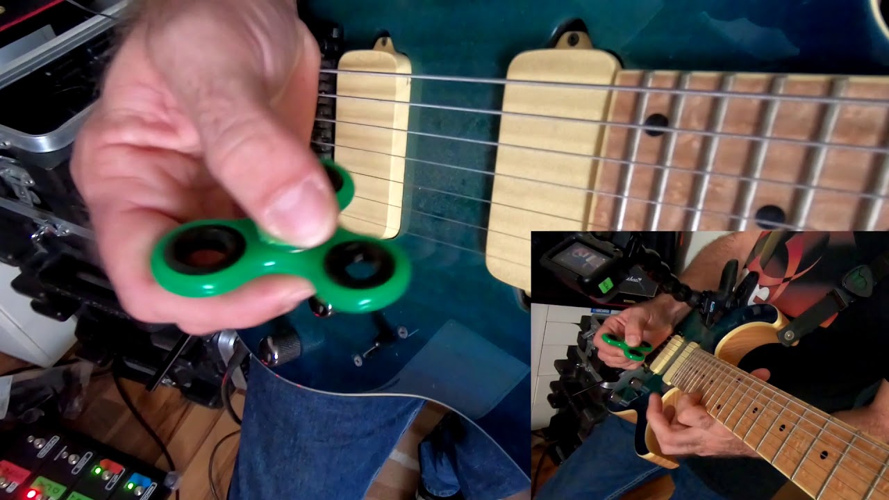 BEST Fidget Spinner Trick! Fastest guitar pick ever! - YouTube