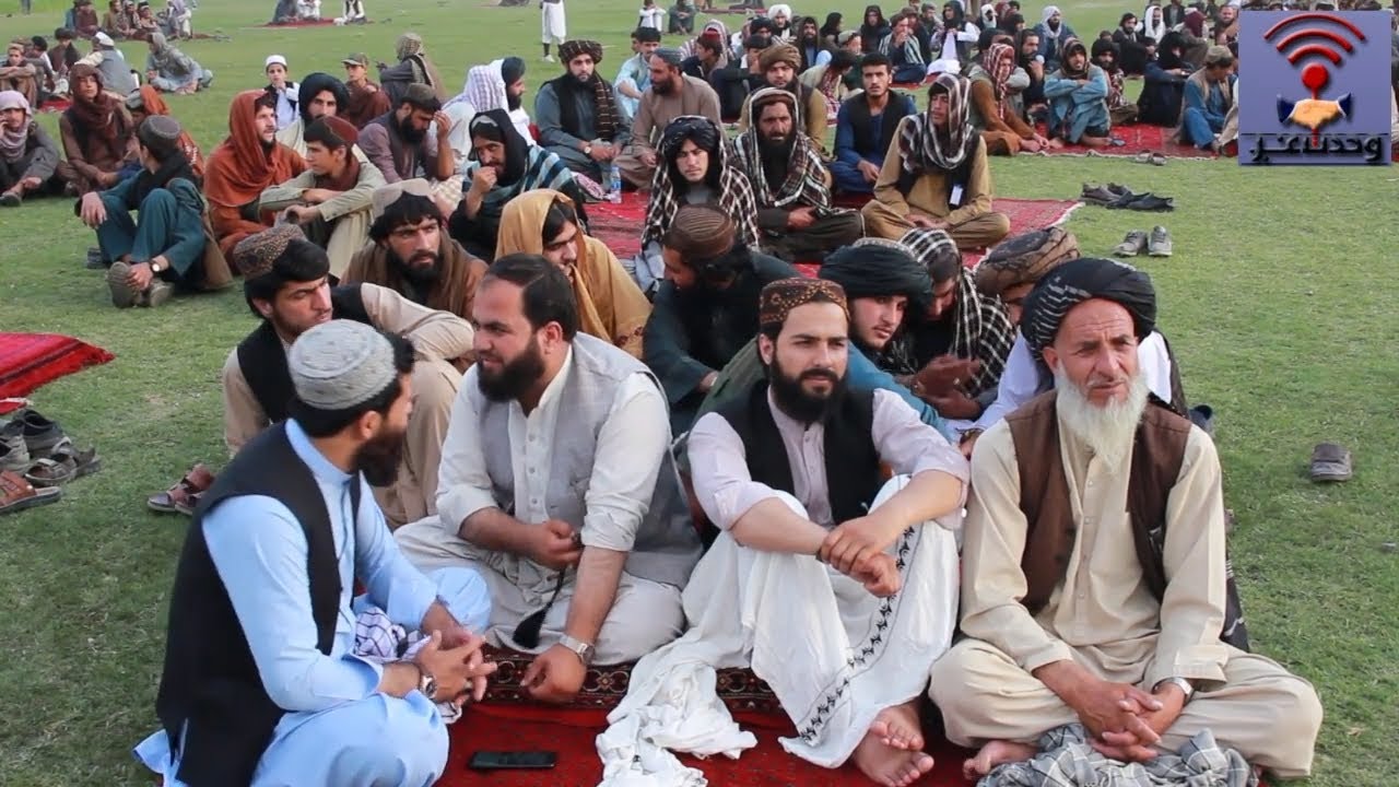 د میدان وردګو ولایت په چک ولسوالۍ کې د مڼې ګل دودیزه مشاعري یویشتمه