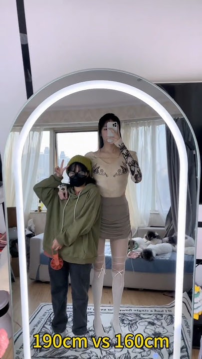 Height Comparison 190cm vs 160cm - YouTube