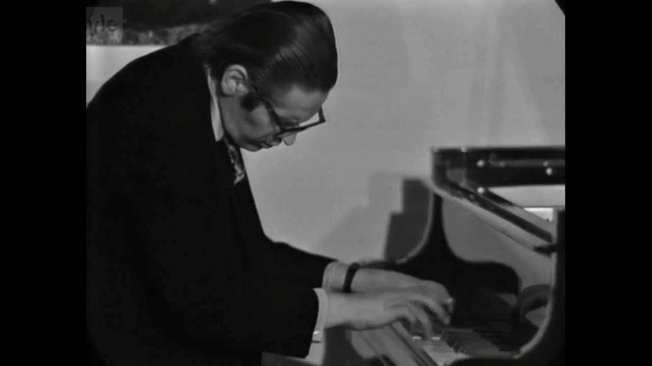 Emily - Bill Evans Trio in Finland 1970 - YouTube