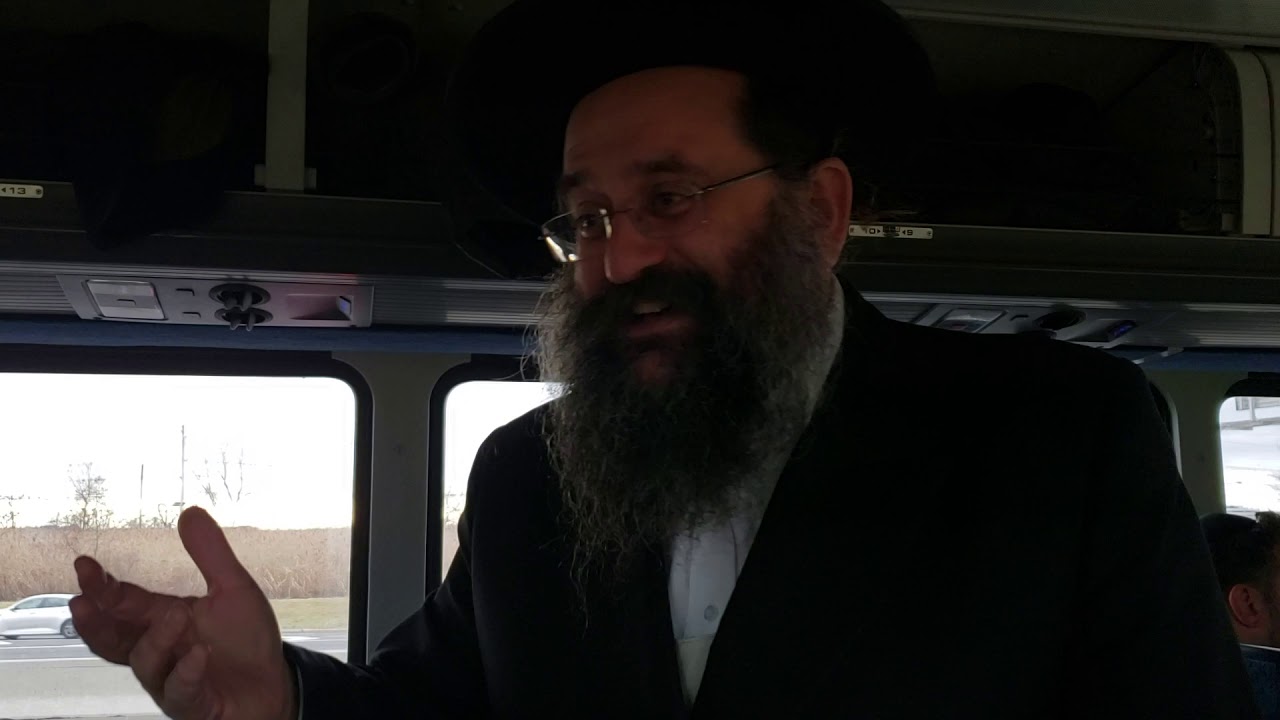 Siyum Hashas 5780 Rabbi Tzvi Elimelech Rokeach speaking on the bus on ...