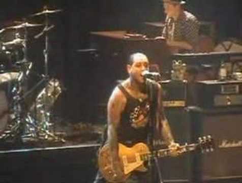 Social Distortion - Sometimes I Do (Live @ London) 12 - YouTube