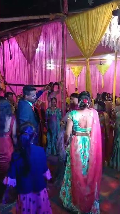 bullet par jija#shadi me sali ka dance # - YouTube