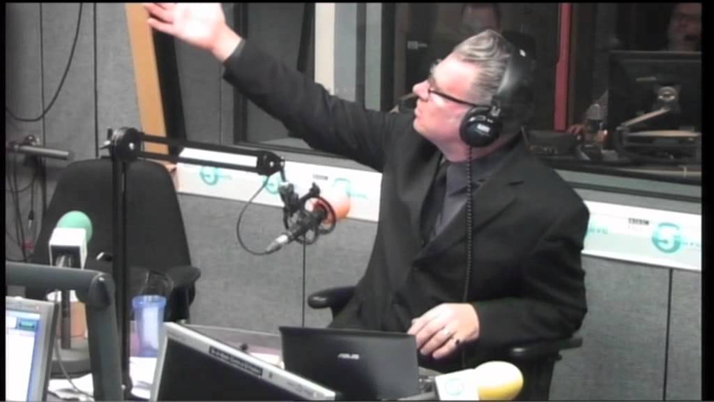 What to Expect When You're Expecting reviewed by Mark Kermode - YouTube