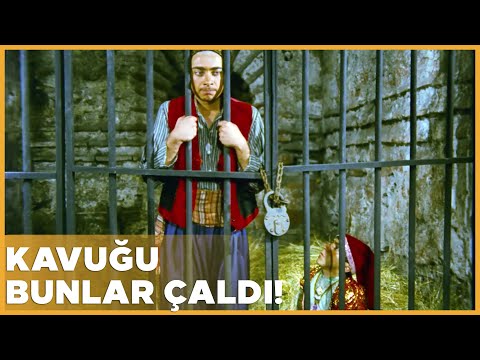 Keloğlan Türk Filmi | Bicirik ile Keloğlan Zindanı Boyluyor!