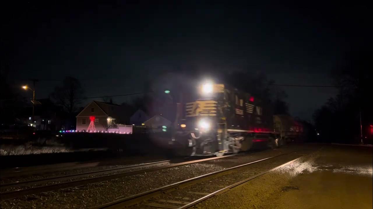 NS 5606 GP38-2 leads CR MA01 with a nice crew at Piscataway,NJ - YouTube