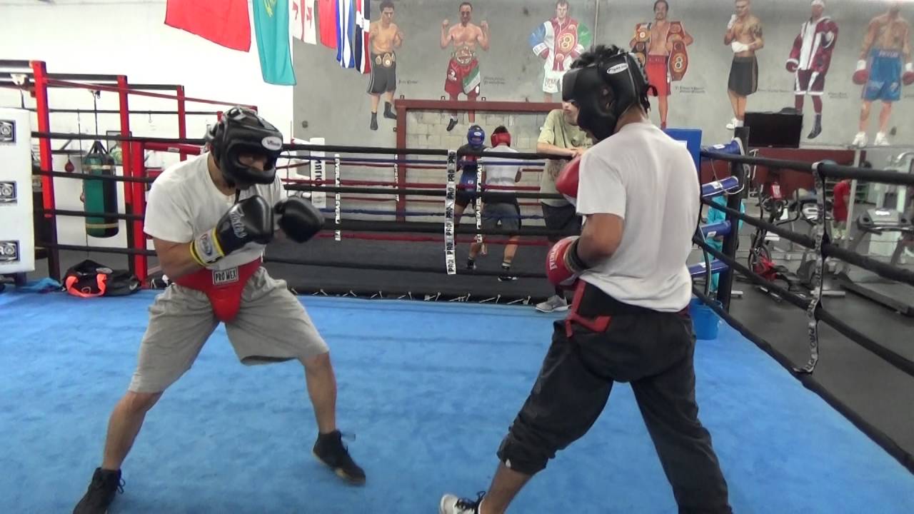 sparring in oxnard - best part of boxing training! EsNews Boxing - YouTube
