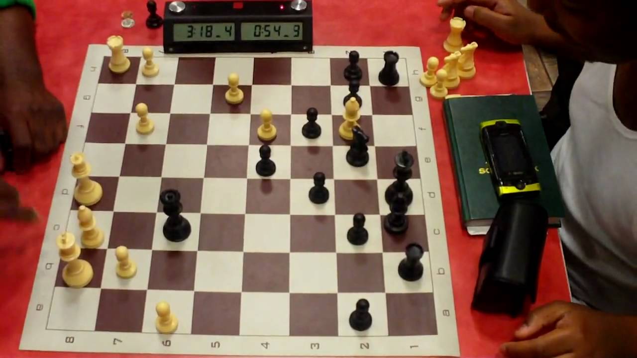 tavon carter playing chess - YouTube