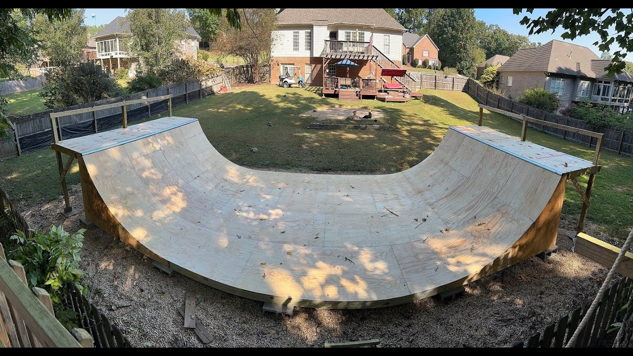 DIY Backyard Halfpipe - Part 3 - BMX Skateboard Scooter Rollerblades ...