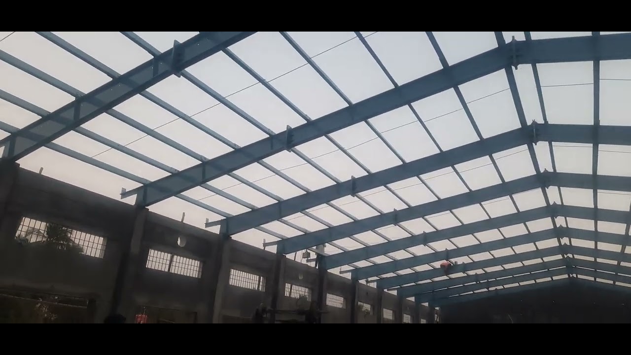 peb tapered rafter for govt building - YouTube