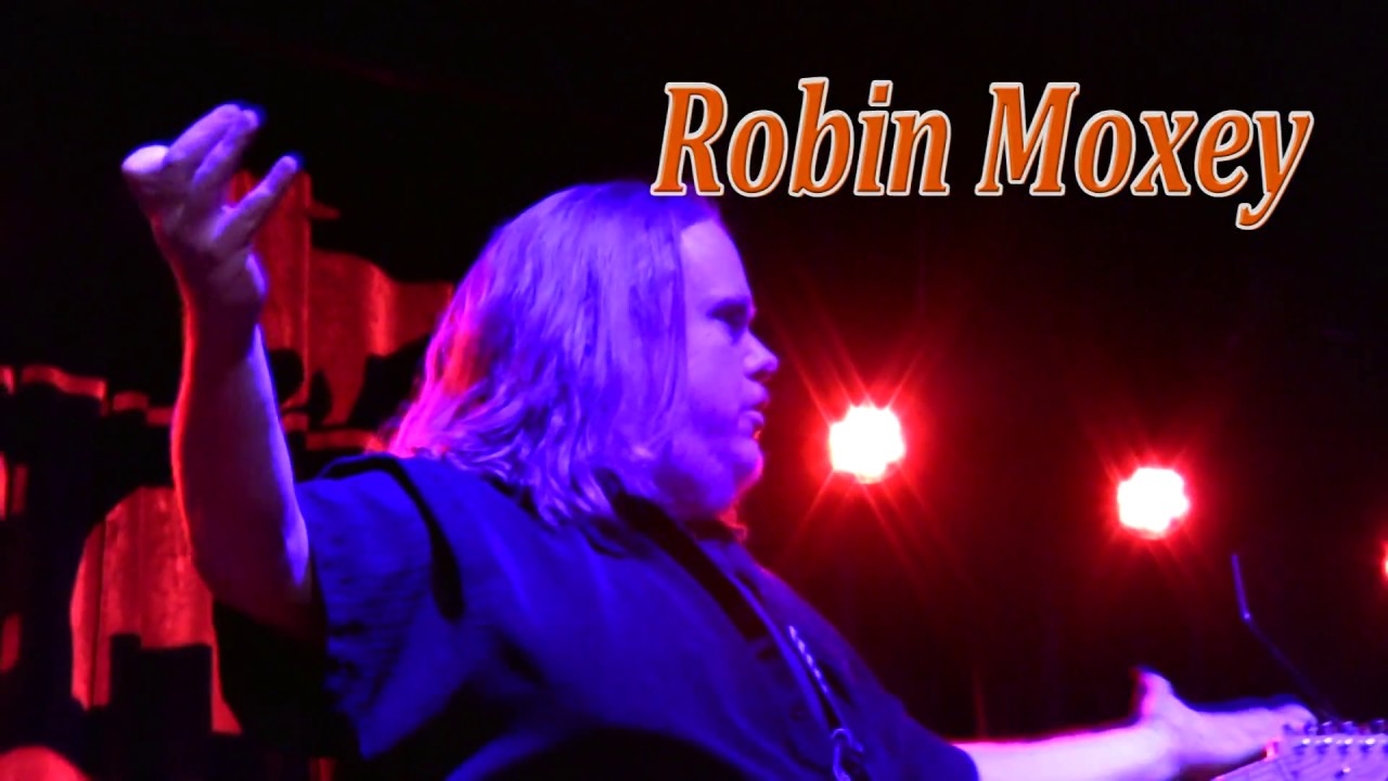 Amazing Grace by Robin Moxey - YouTube