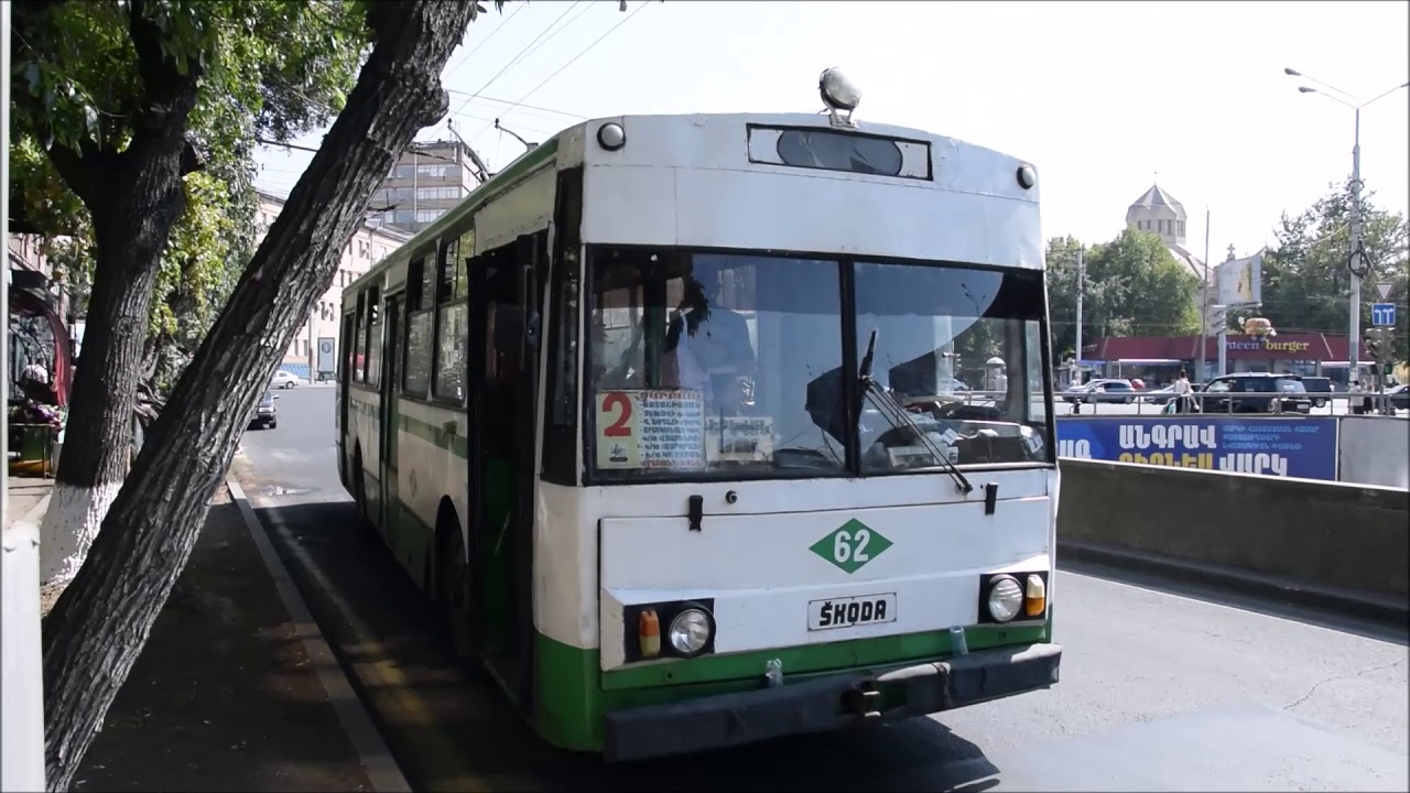 Trolleybuses in Yerevan - YouTube
