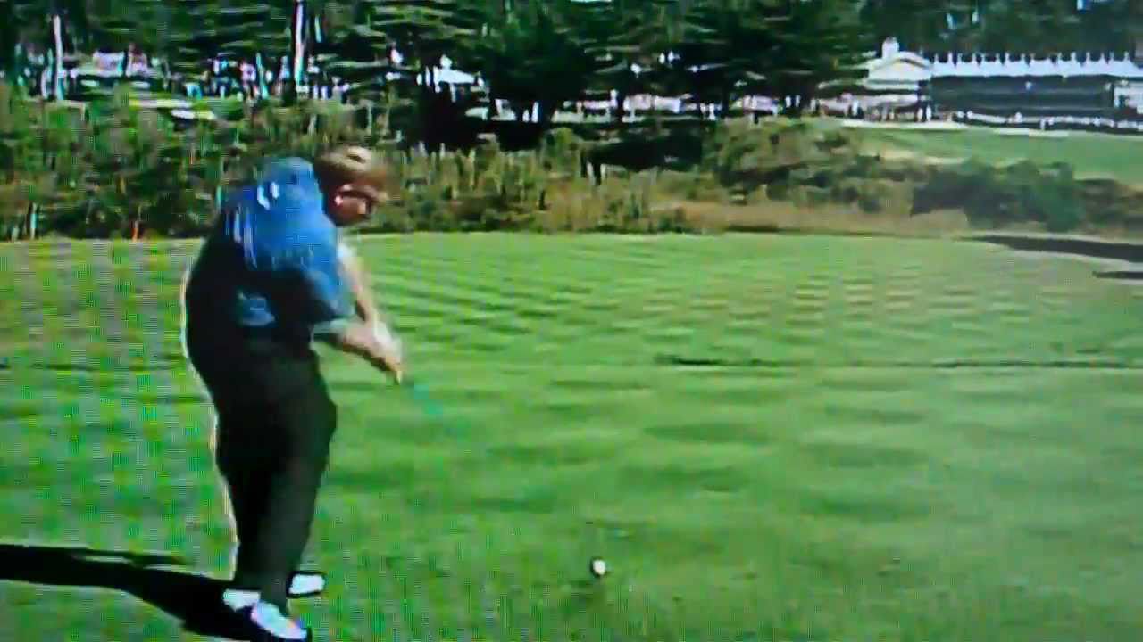 John Daly out drives Tiger Woods - YouTube
