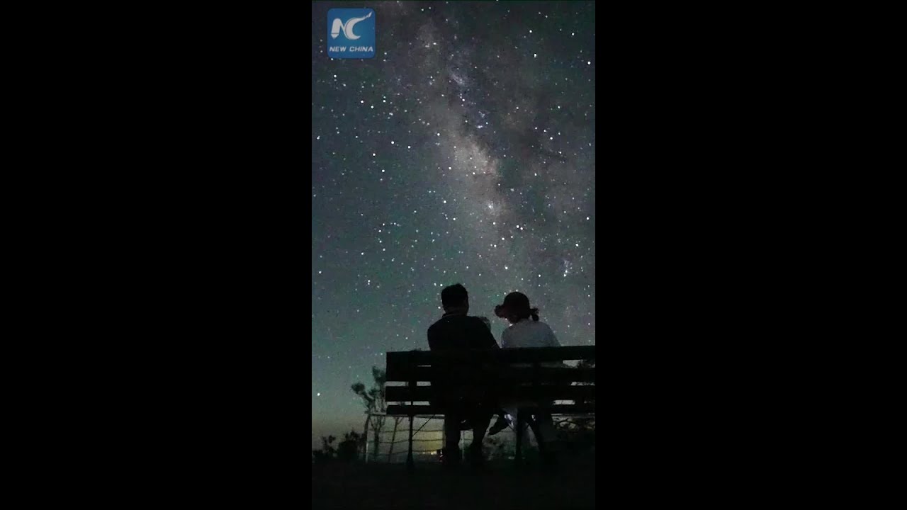 Fascinating night sky views in China's Hezhou - YouTube